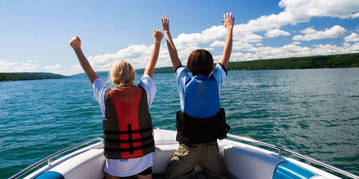 6 Tips For Teaching Your Kids to Boat – Boatmart Blog
