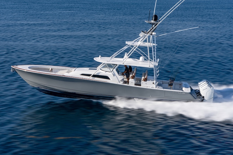 6 of the Biggest Center Console Boats on the Water – Boatmart Blog