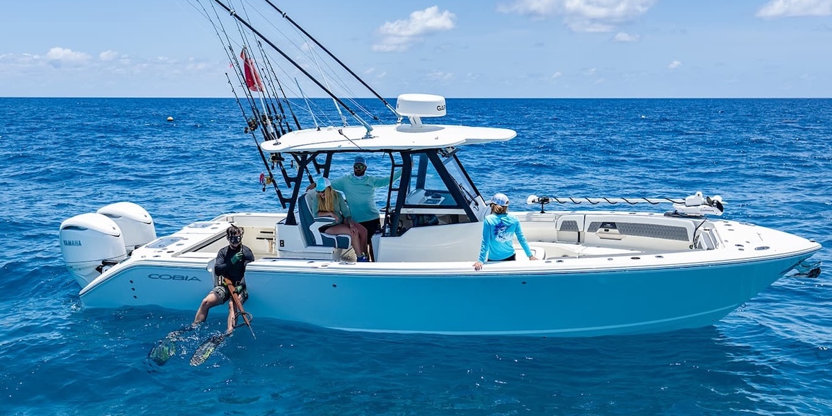 Cobia 305 CC Preview – Boatmart Blog